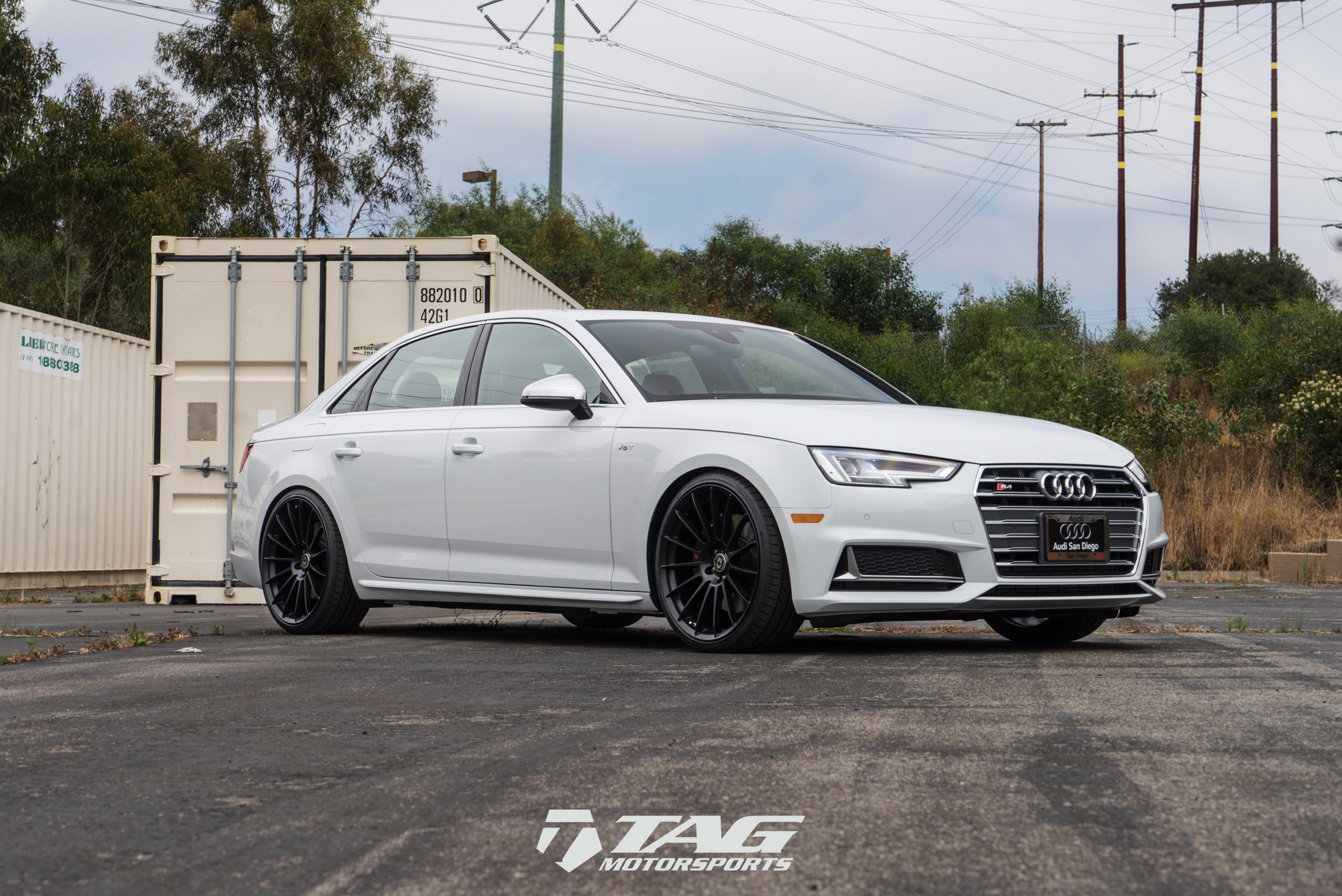 A LITTLE TASTEFUL SEASONING! - B9 S4 + FlowForms + H&R - TAG Motorsports