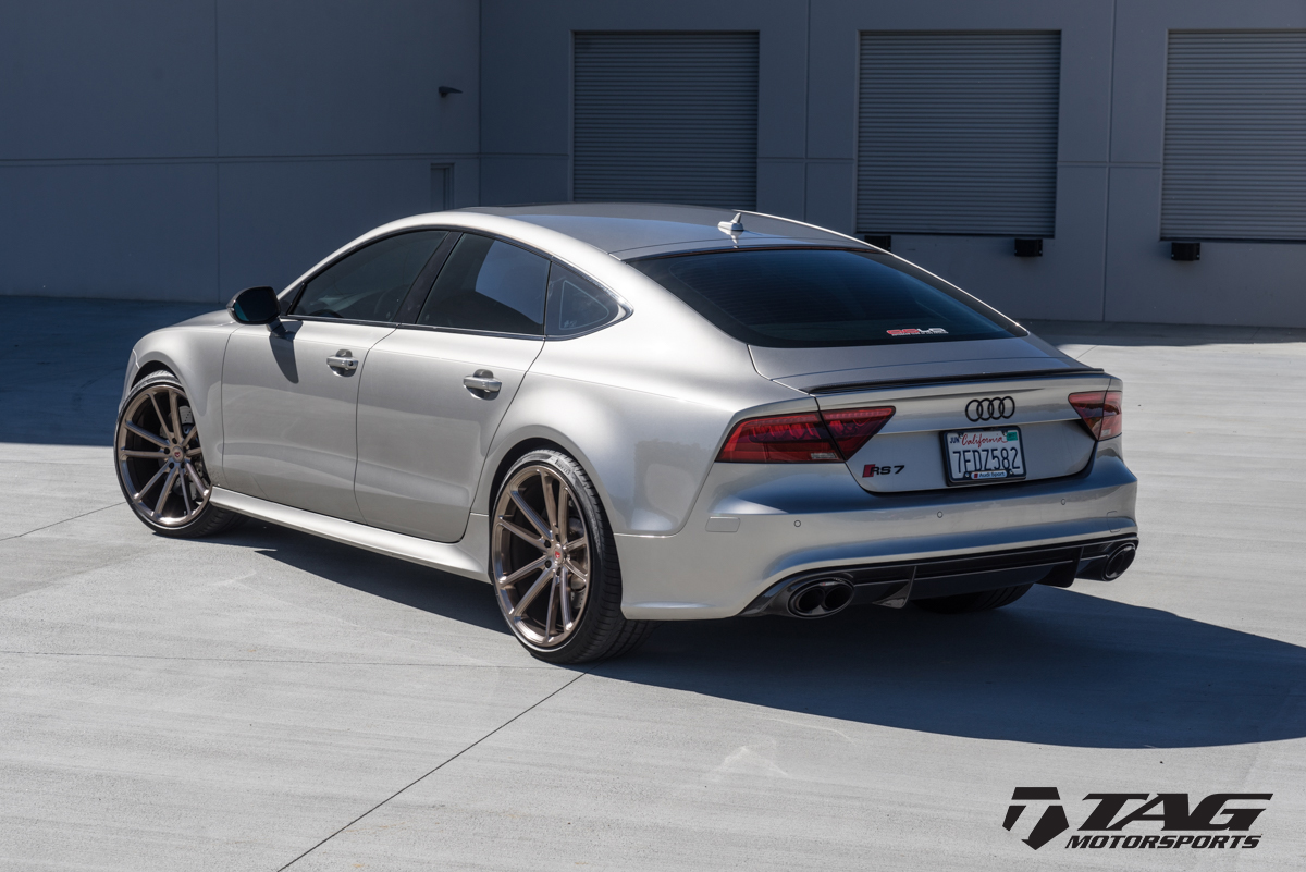 RS7 Audi Exclusive in Porsche Platinum Silver Metallic | Vossen ...