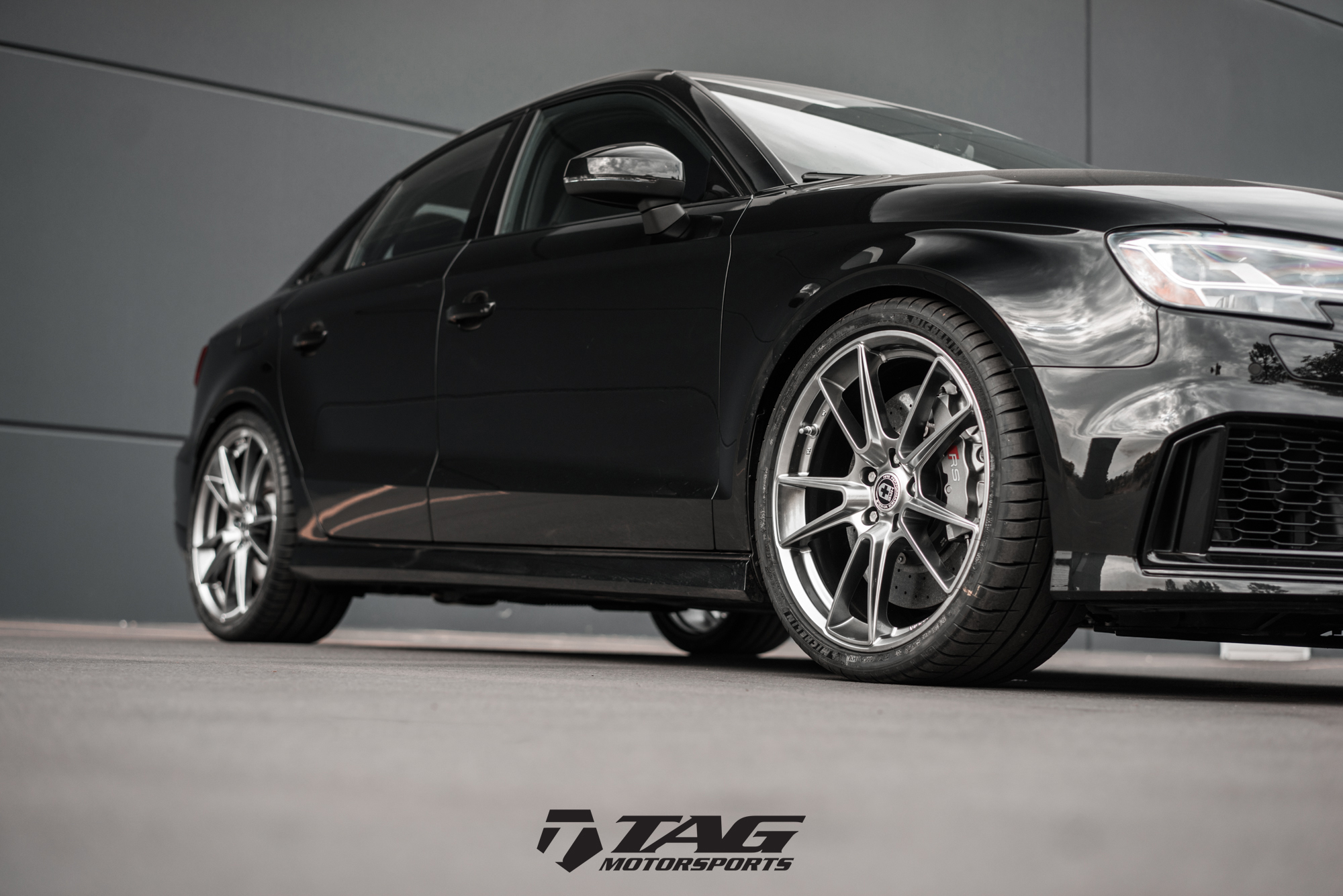 NICE AND EASY - RS3 x HRE FLOWFORM - TAG Motorsports