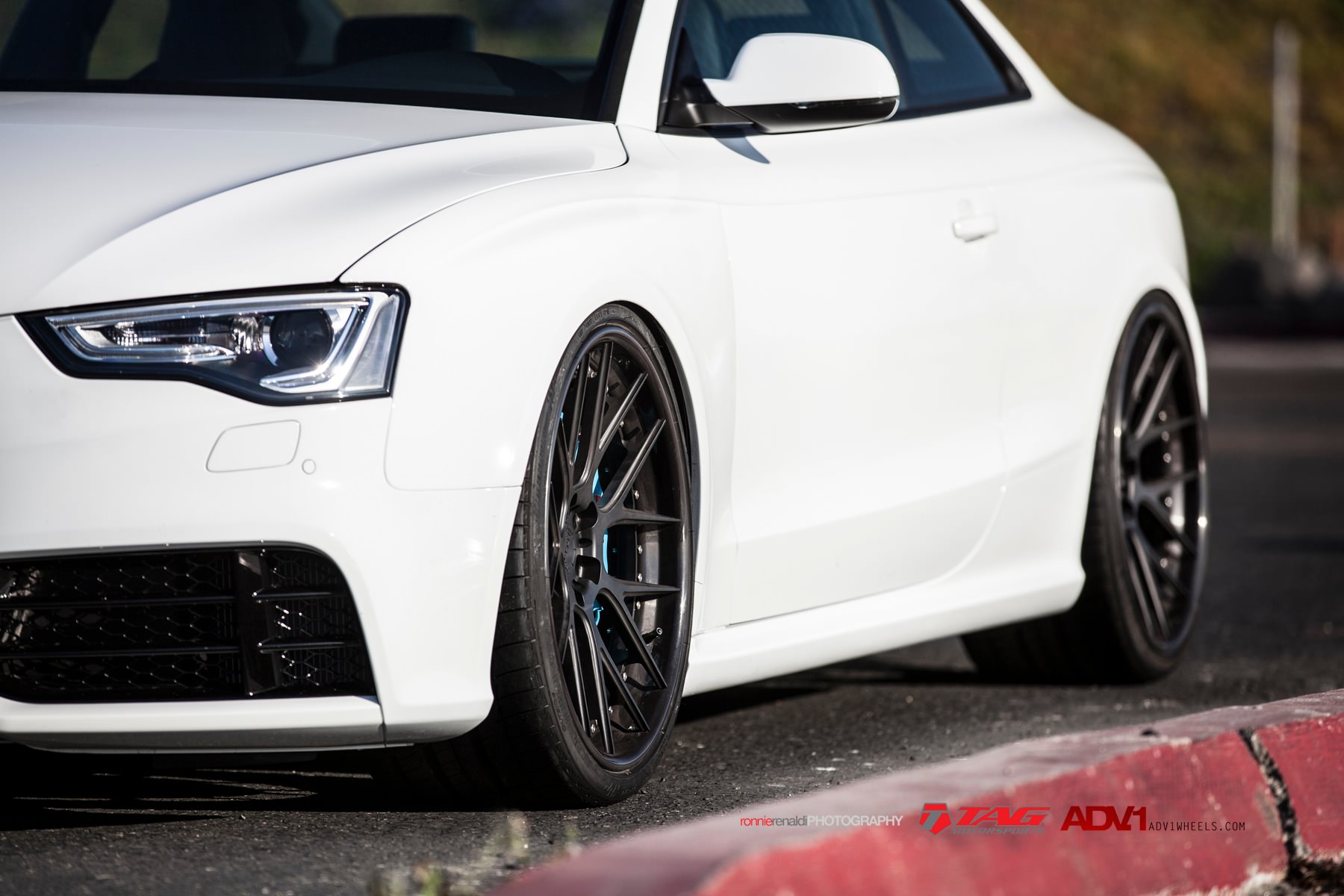 Tag motorsports & adv.1 wheels...rs5 & range rover shoot - epicness