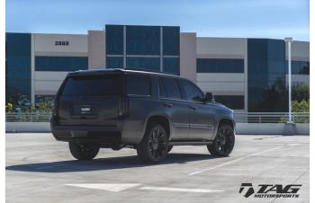 21' Escalade with TAG Blackout Trim Package