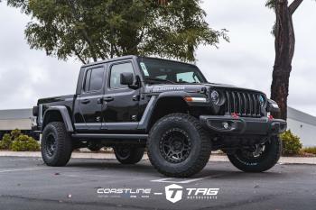 Gladiator Overland Lifted on Fuel Rebel Wheels