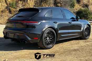 Macan S with TechArt Lowering on Vossen HF-2 Wheels