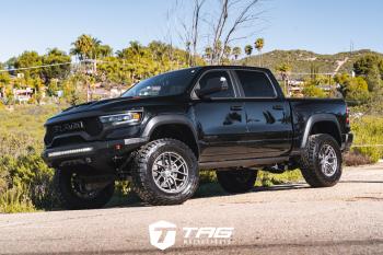 RAM TRX with SnugTop Bed Cap