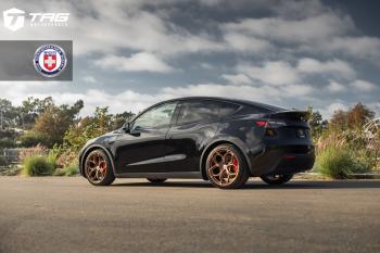 Model S Plaid on VT Forged Wheels