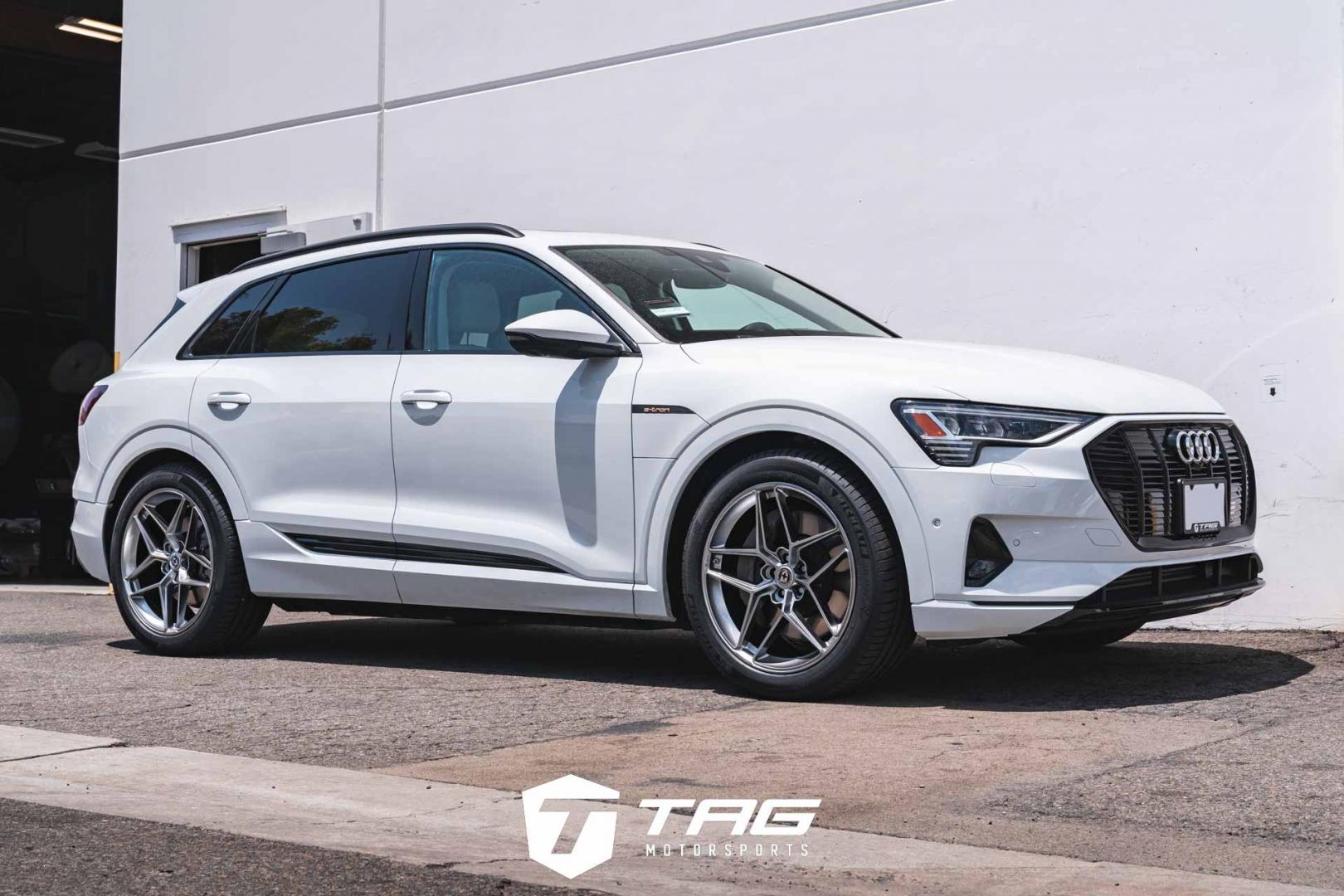 E-Tron SUV on HRE FlowForm FF11 Wheels | TAG Motorsports