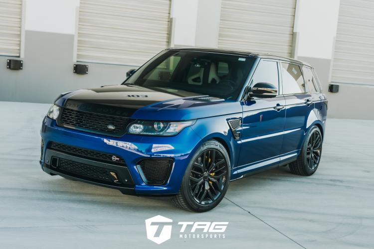 black and blue range rover